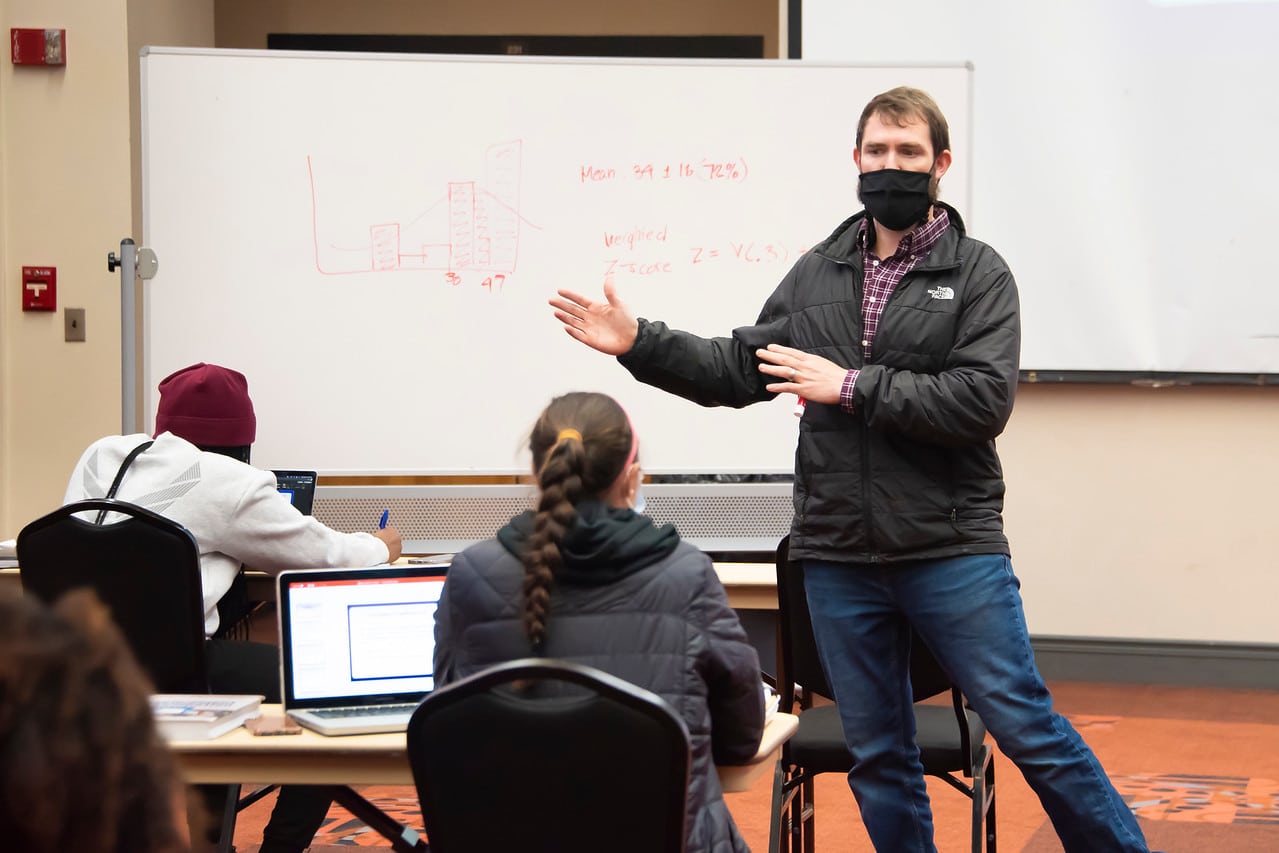 AUM-led ‘Bingocize’ initiative will help Alabama nursing home residents ...