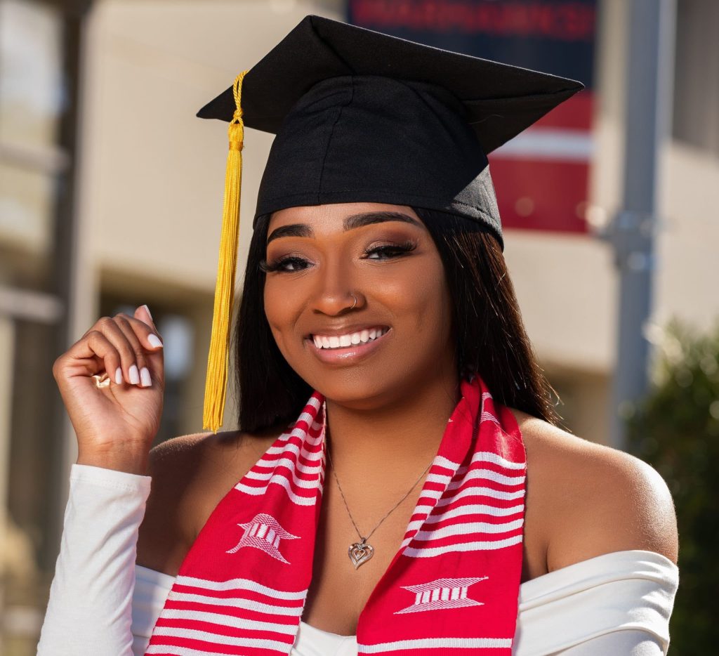 AUM senior Janiyah Cotton earns microbiology research award at ABRCMS - AUM