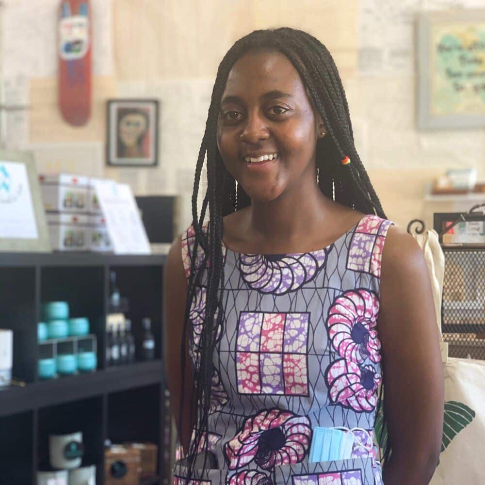 AUM senior Nyaradzai Mahachi named 2021-22 Andrew W. Mellon ...