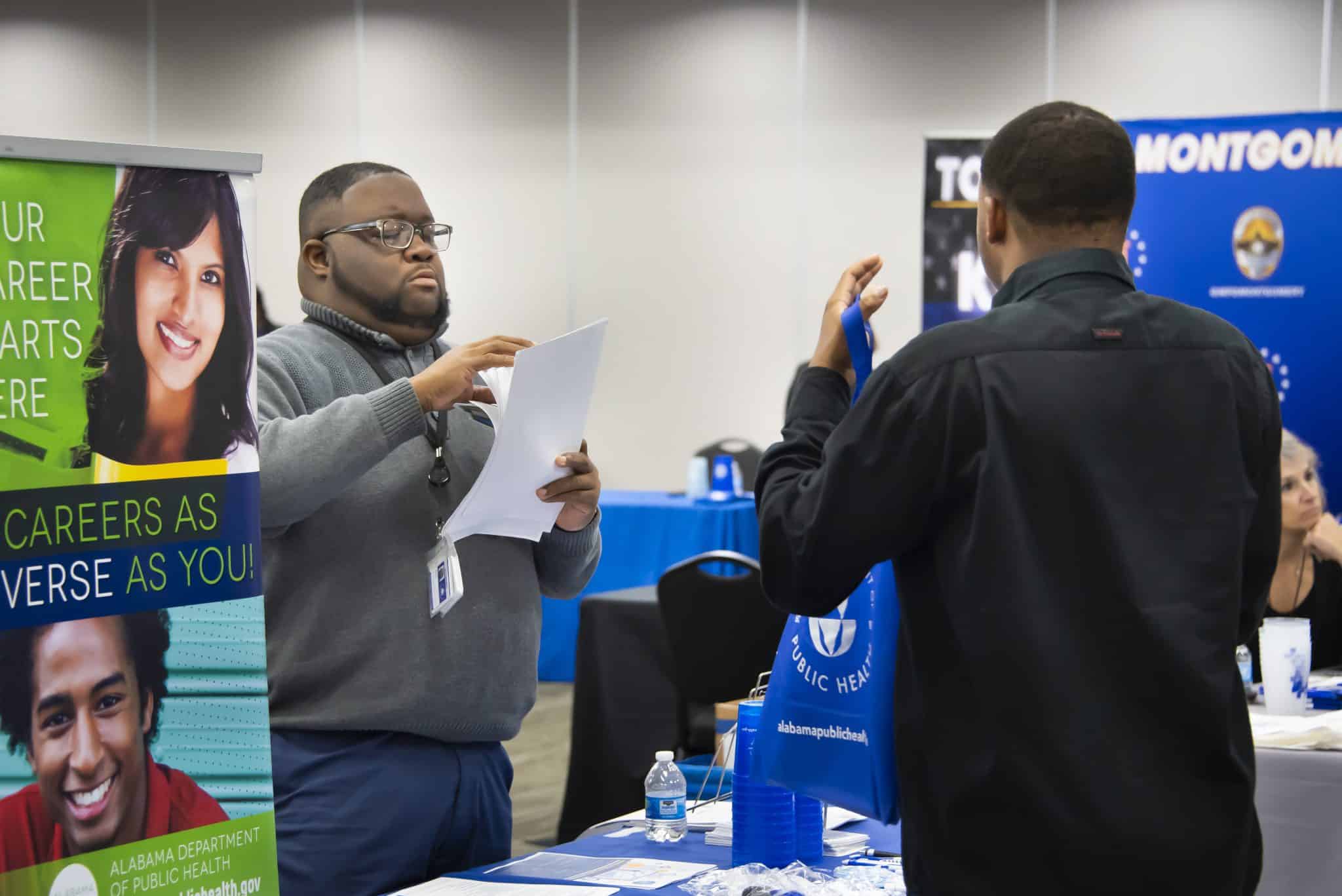 AUM and Alabama Personnel Department partner for career expo - AUM
